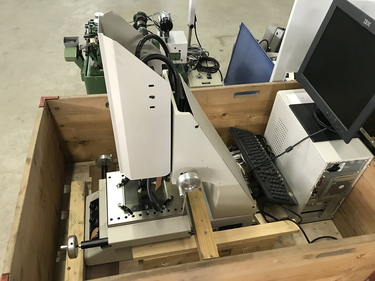 MICROSCOPE DE MESURE MICRO-VU TYPE VECTOR – Scemama