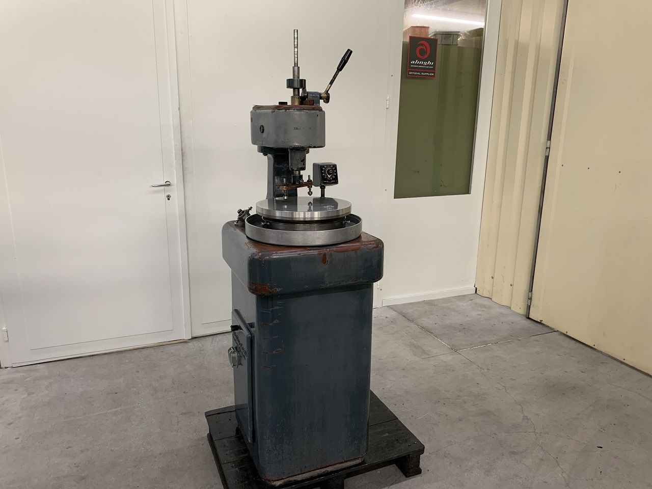 MACHINE A POLIR LUTHY – Scemama